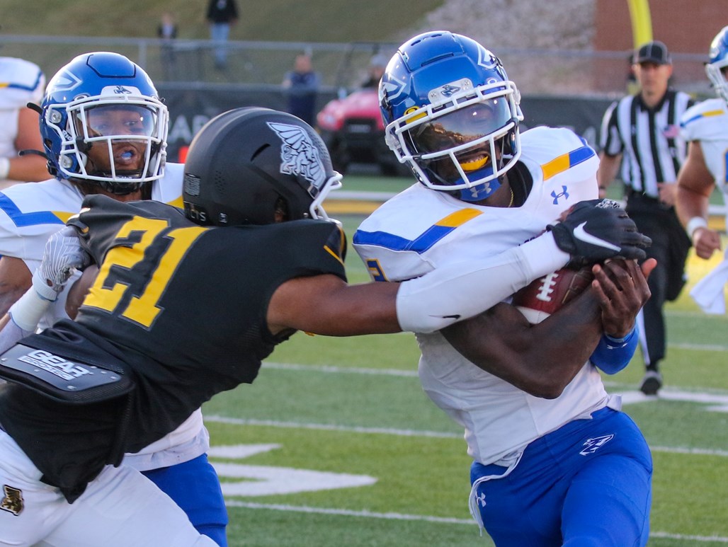 TJ Davis - Football - University of Nebraska - Kearney Athletics