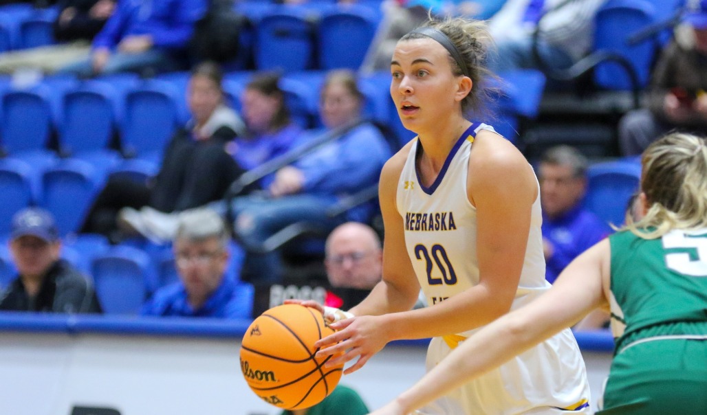 Klaire Kirsch - Women's Basketball - University of Nebraska - Kearney ...