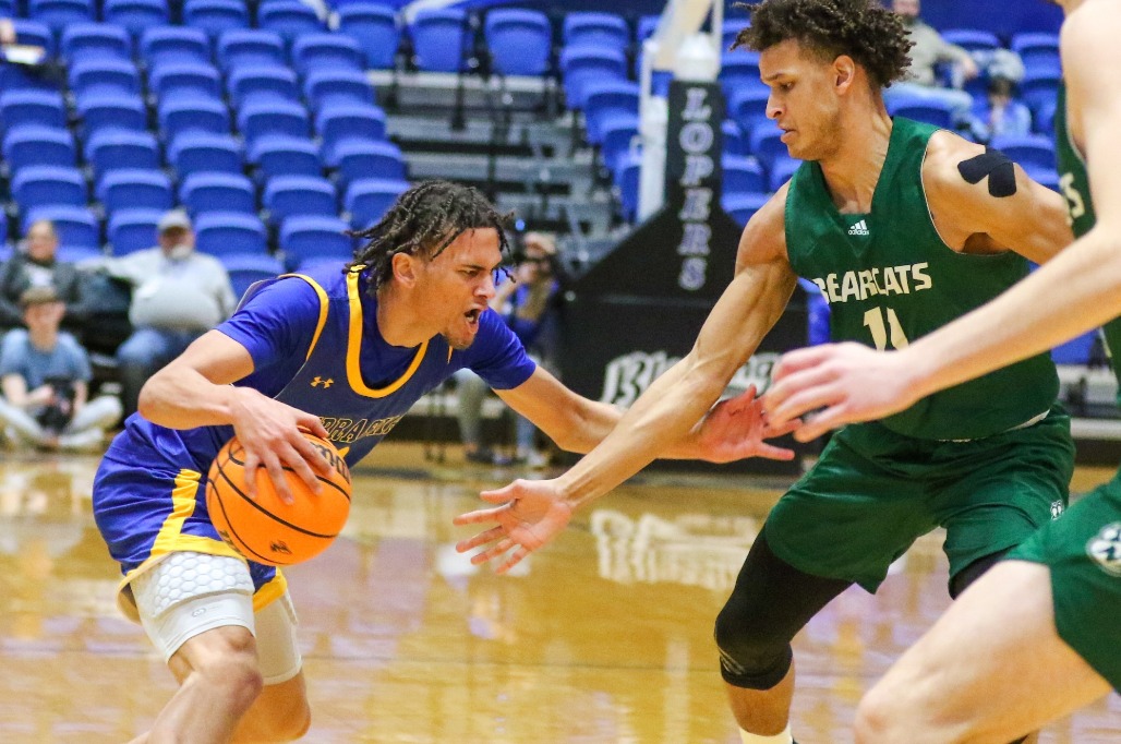 Jaleque Dunson - Men's Basketball - University of Nebraska - Kearney ...