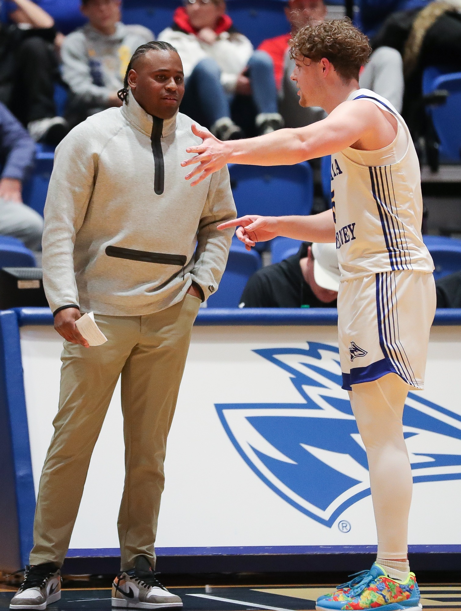 Emporia Stings UNK with Fast Start, 11 Threes - University of Nebraska ...