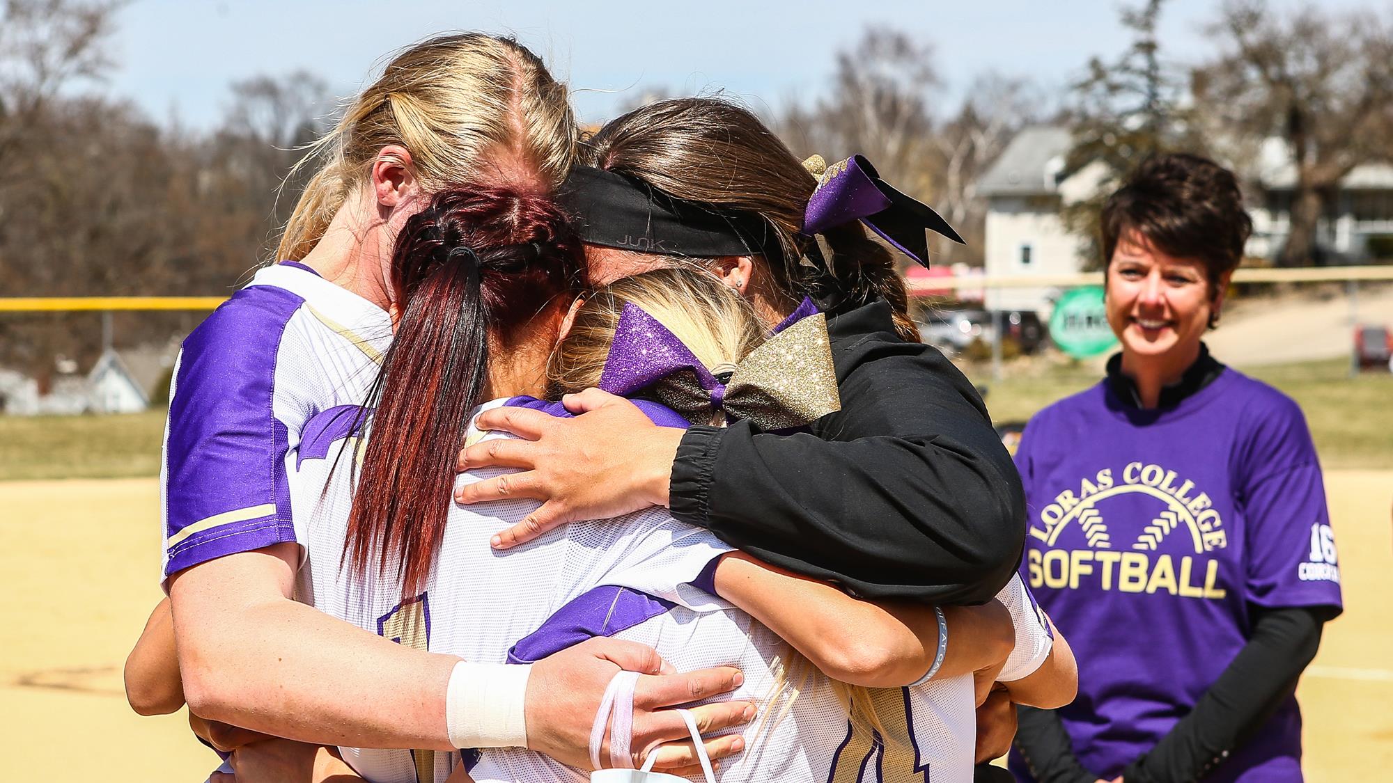 Savannah Fowler - Softball - Loras College Athletics