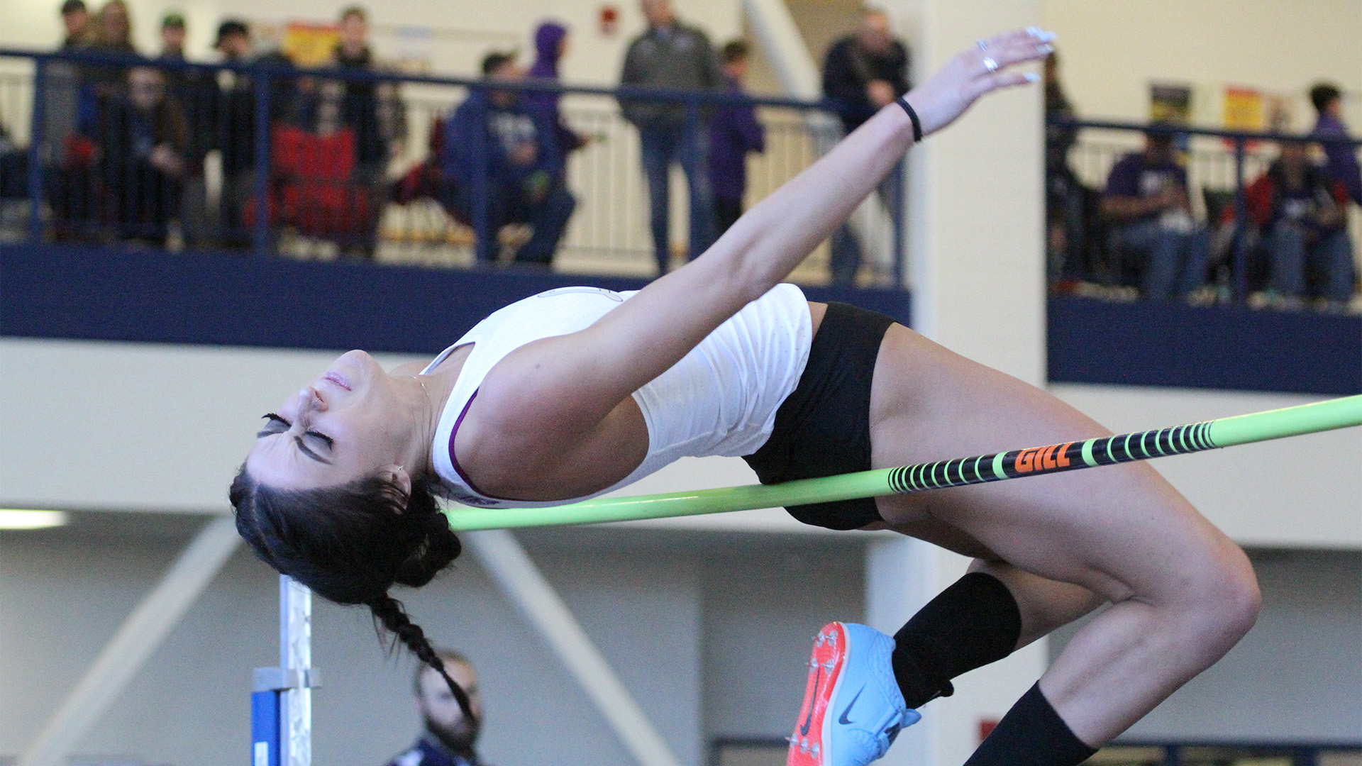 Bella Solis - Women's Track & Field - Loras College Athletics