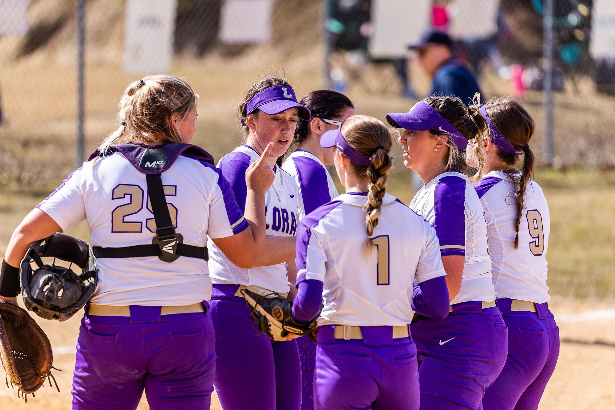 Duhawks Fall to Kohawks - Loras College Athletics