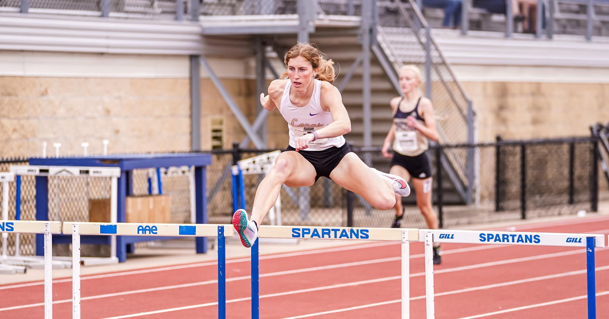 Elayna Bahl - Women's Track & Field - Loras College Athletics