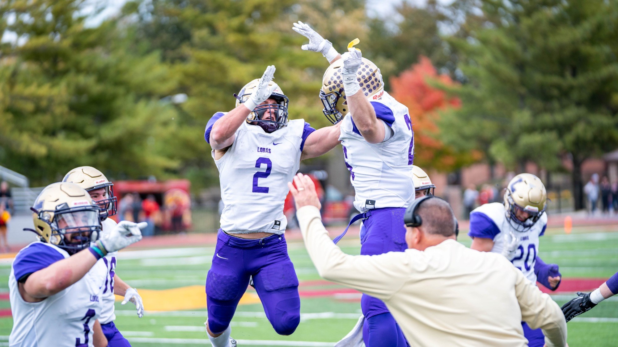 Duhawks Stay Hot With 63-21 Win at Simpson - Loras College Athletics