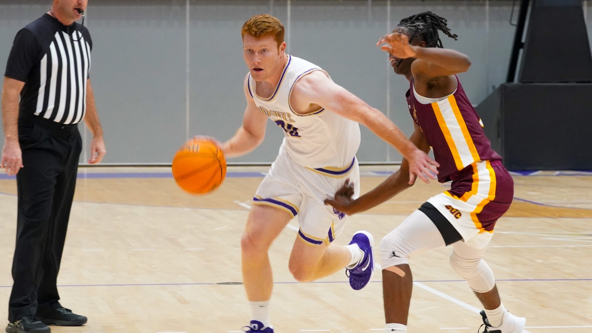 Men’s Basketball Outlasts Wisconsin Lutheran to End 2022 With Win ...