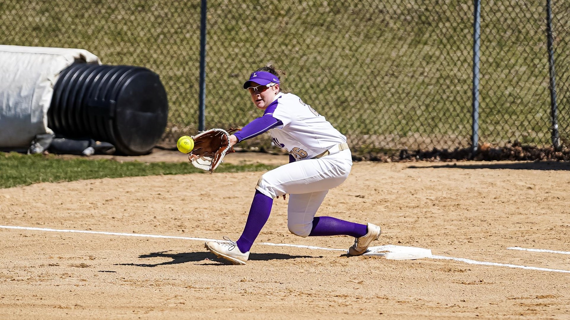 No. 22 Softball Splits Series with Buena Vista - Loras College Athletics