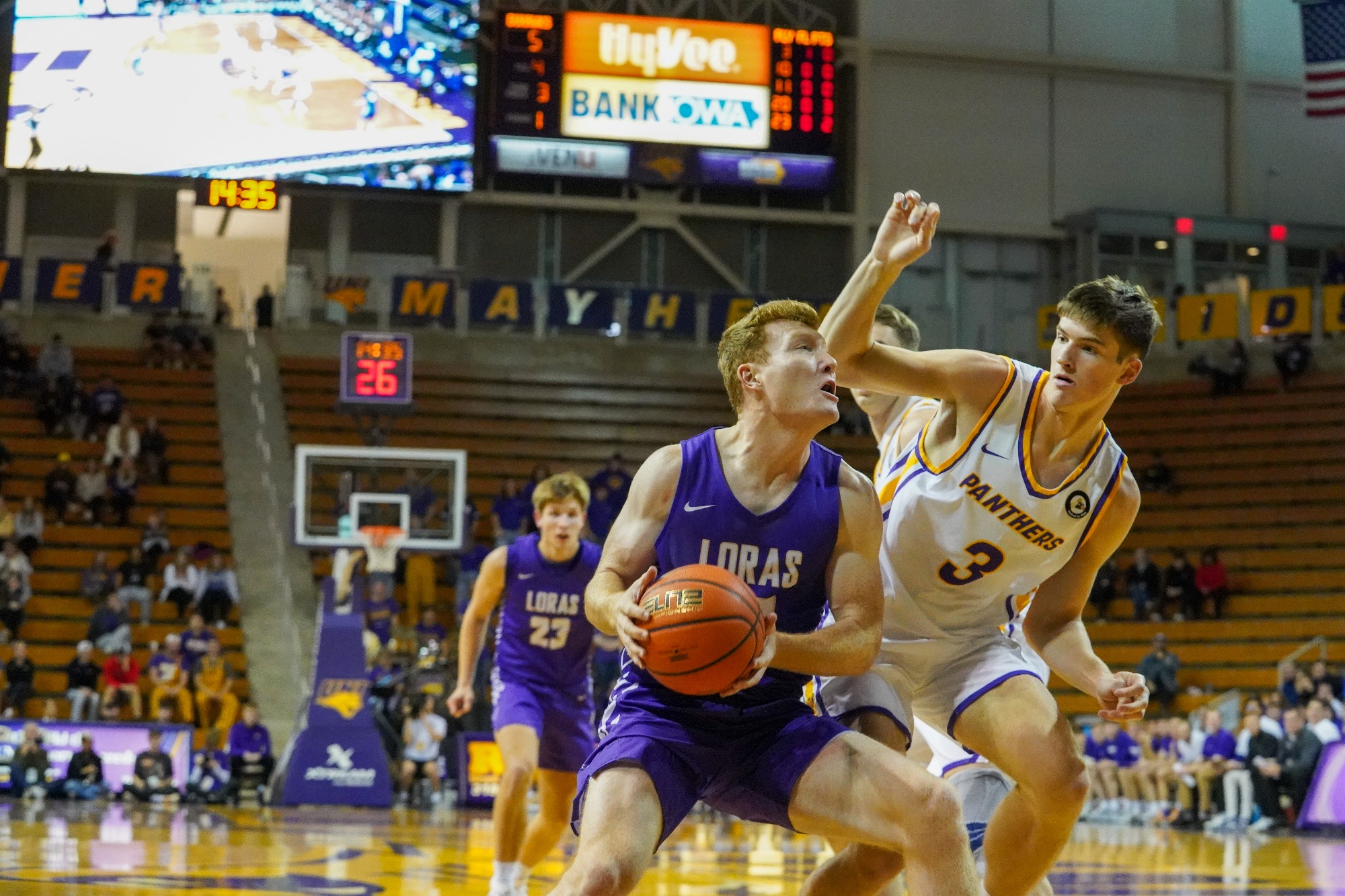 Myles Barry - Men's Basketball - Loras College Athletics