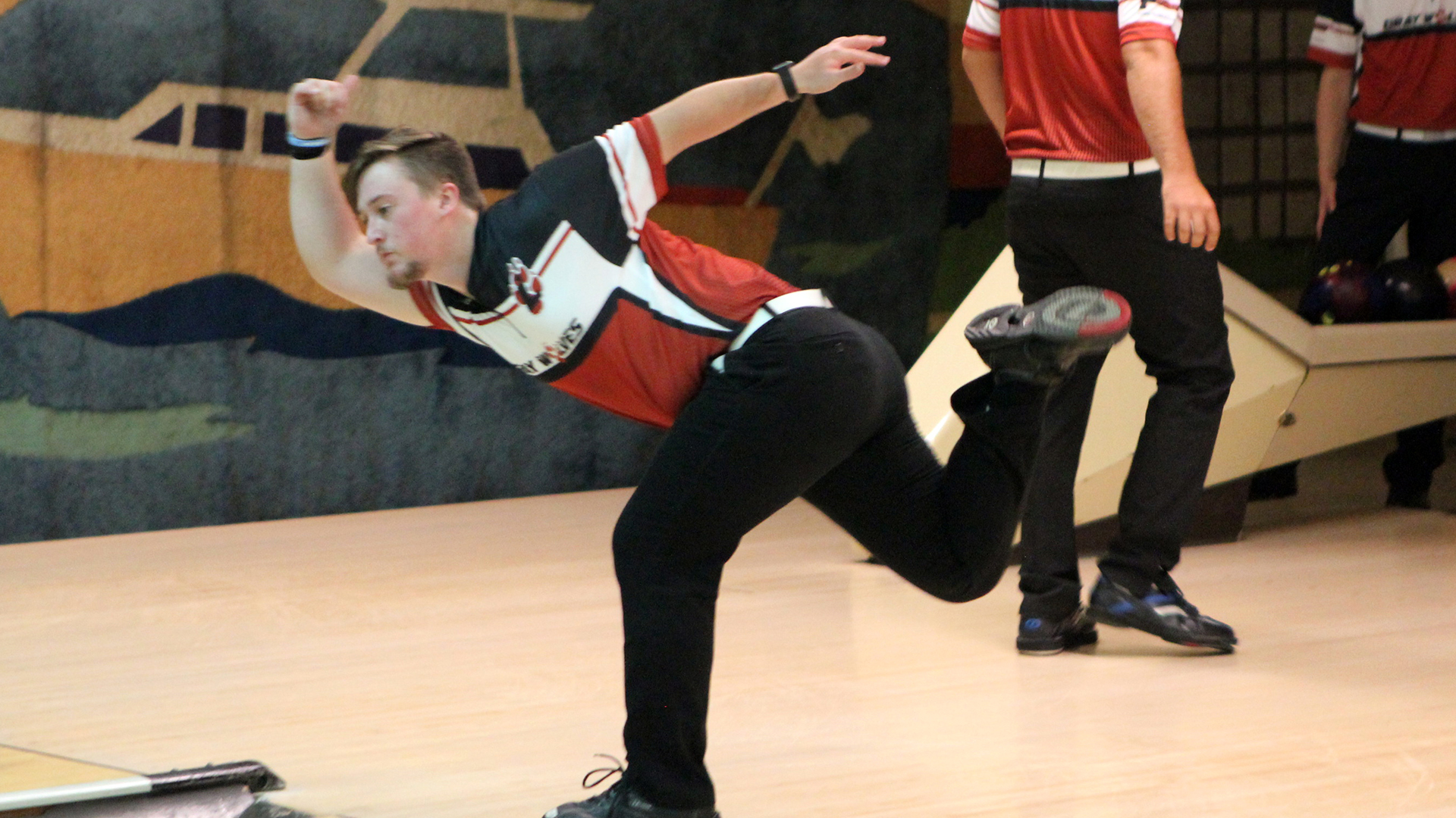 Corbin Garris - Men's Bowling - Lourdes University Athletics