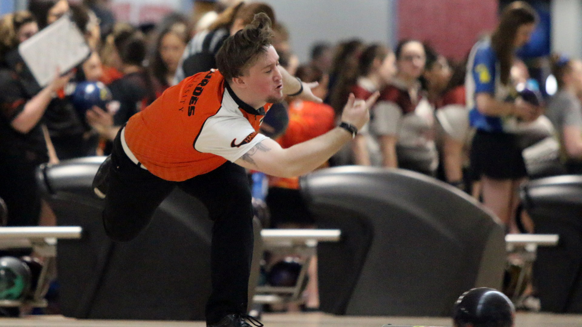 Corbin Garris - Men's Bowling - Lourdes University Athletics