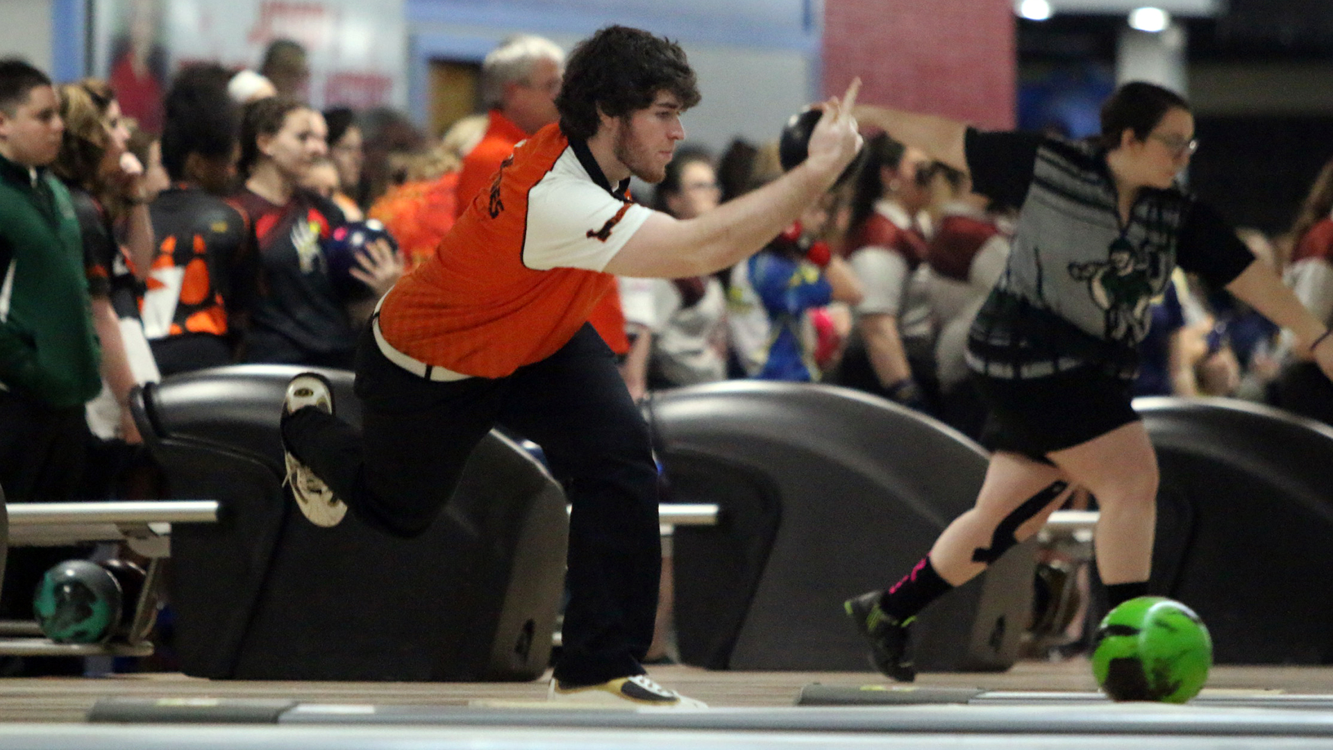 Kevin Suttles - Men's Bowling - Lourdes University Athletics