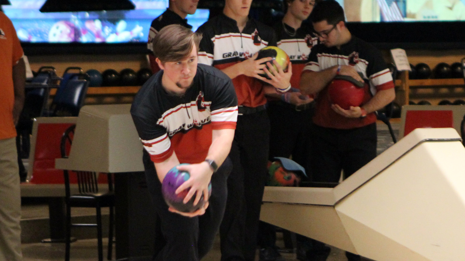 Corbin Garris - Men's Bowling - Lourdes University Athletics