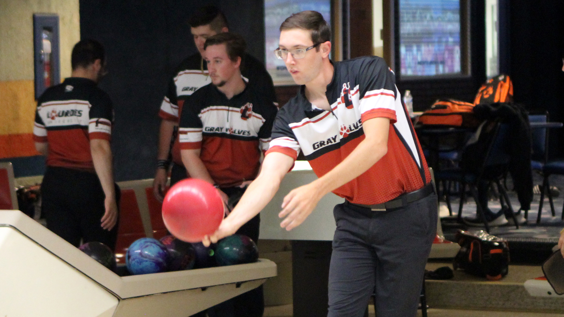 Nic Riley - Men's Bowling - Lourdes University Athletics