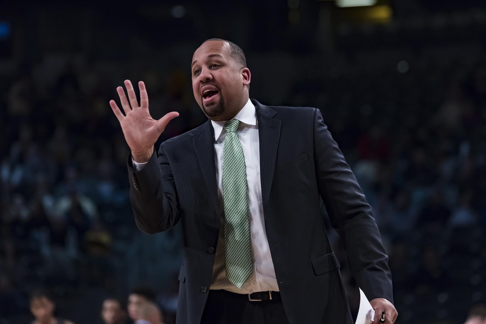 Hardy Makes Head Coaching Debut When Men's Hoops Opens Tuesday At St ...