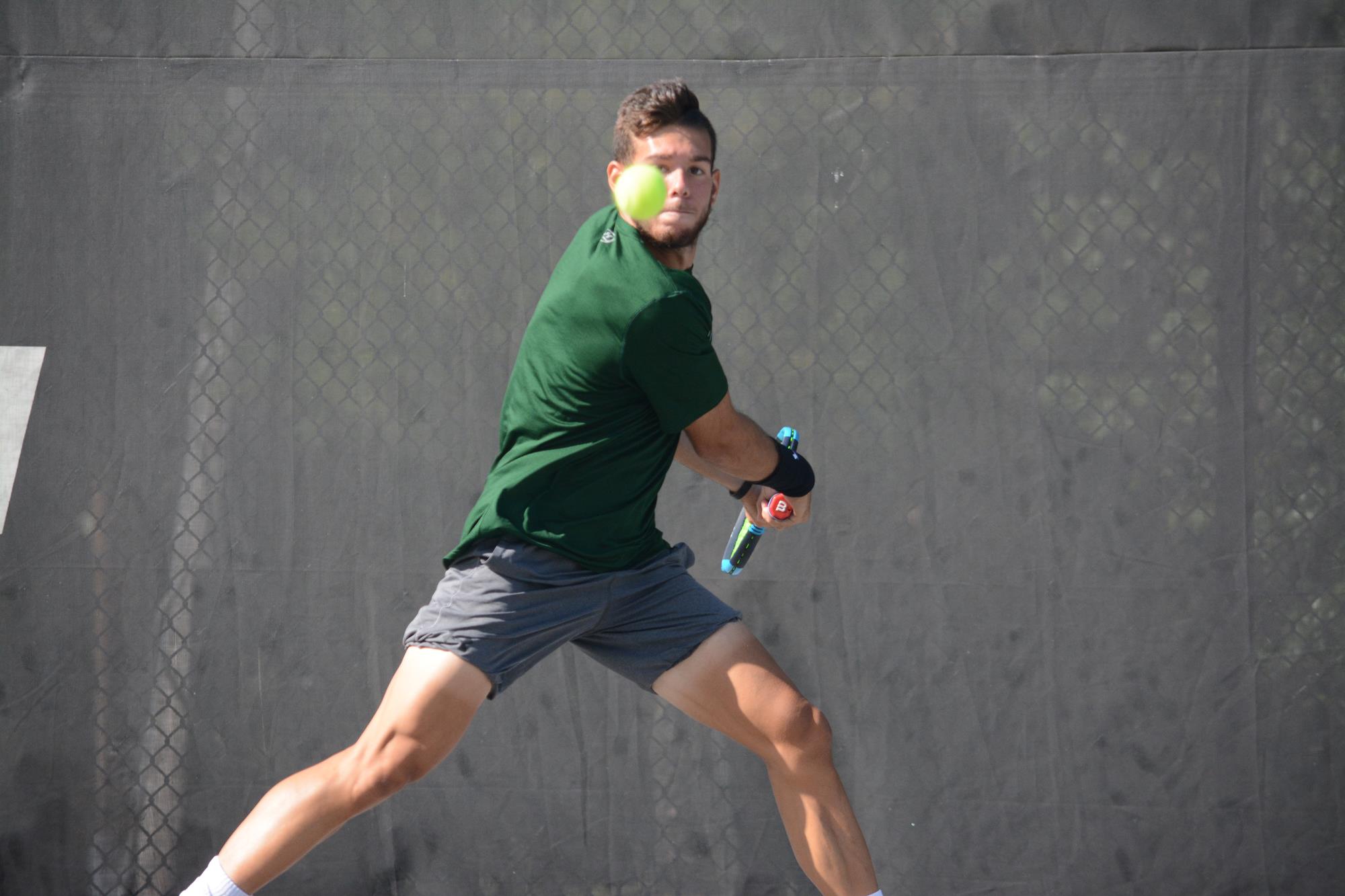 Merrimack Sweeps Men’s Tennis - Loyola University Maryland Athletics