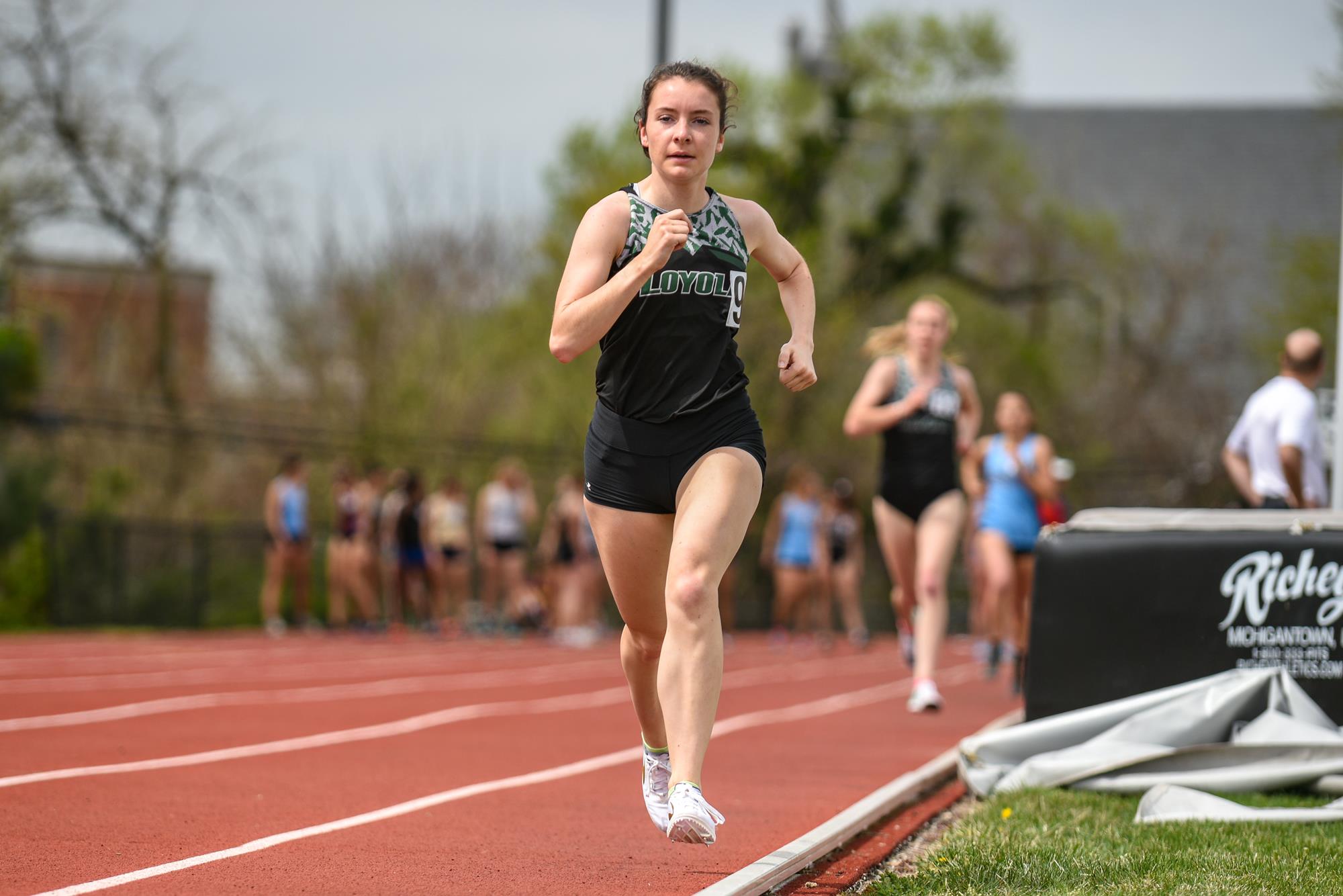 Kelly Williamson - Women's Track & Field - Loyola University Maryland ...
