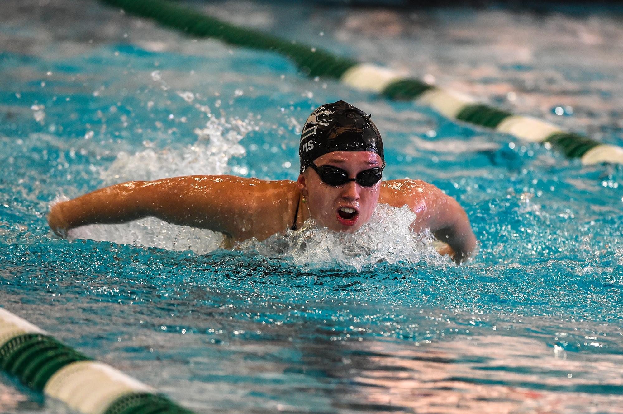 Molly Davis - Swimming & Diving - Loyola University Maryland Athletics
