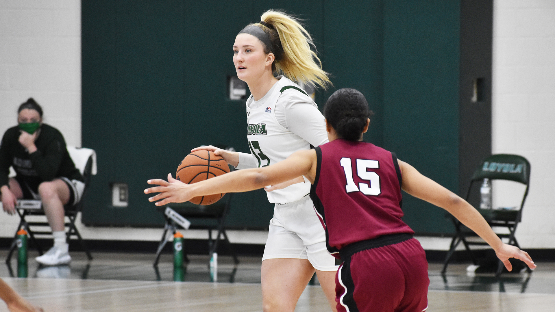 Isabella Therien - Women's Basketball - Loyola University Maryland ...