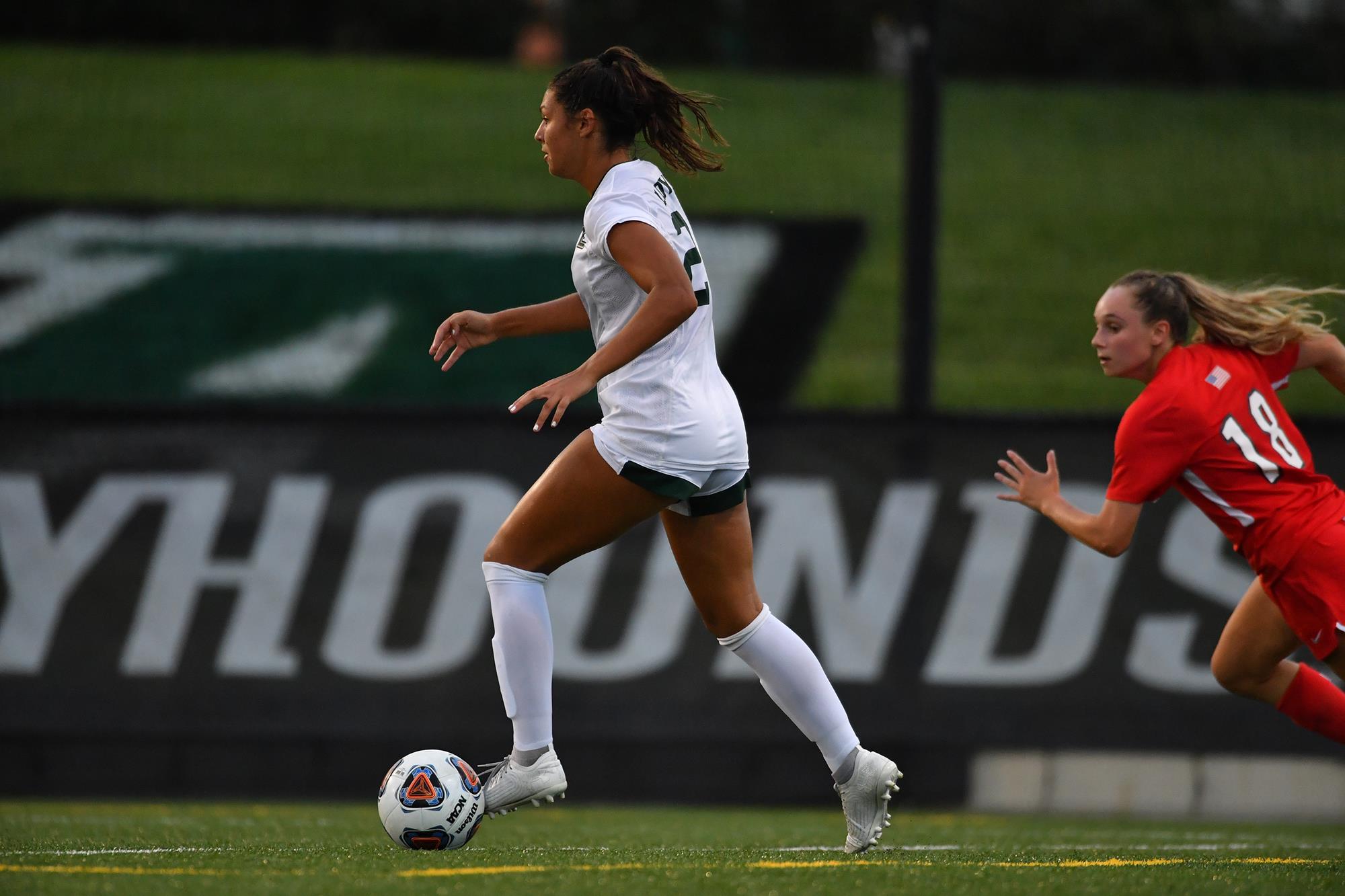 Kelly Hutton - Women's Soccer - Loyola University Maryland Athletics