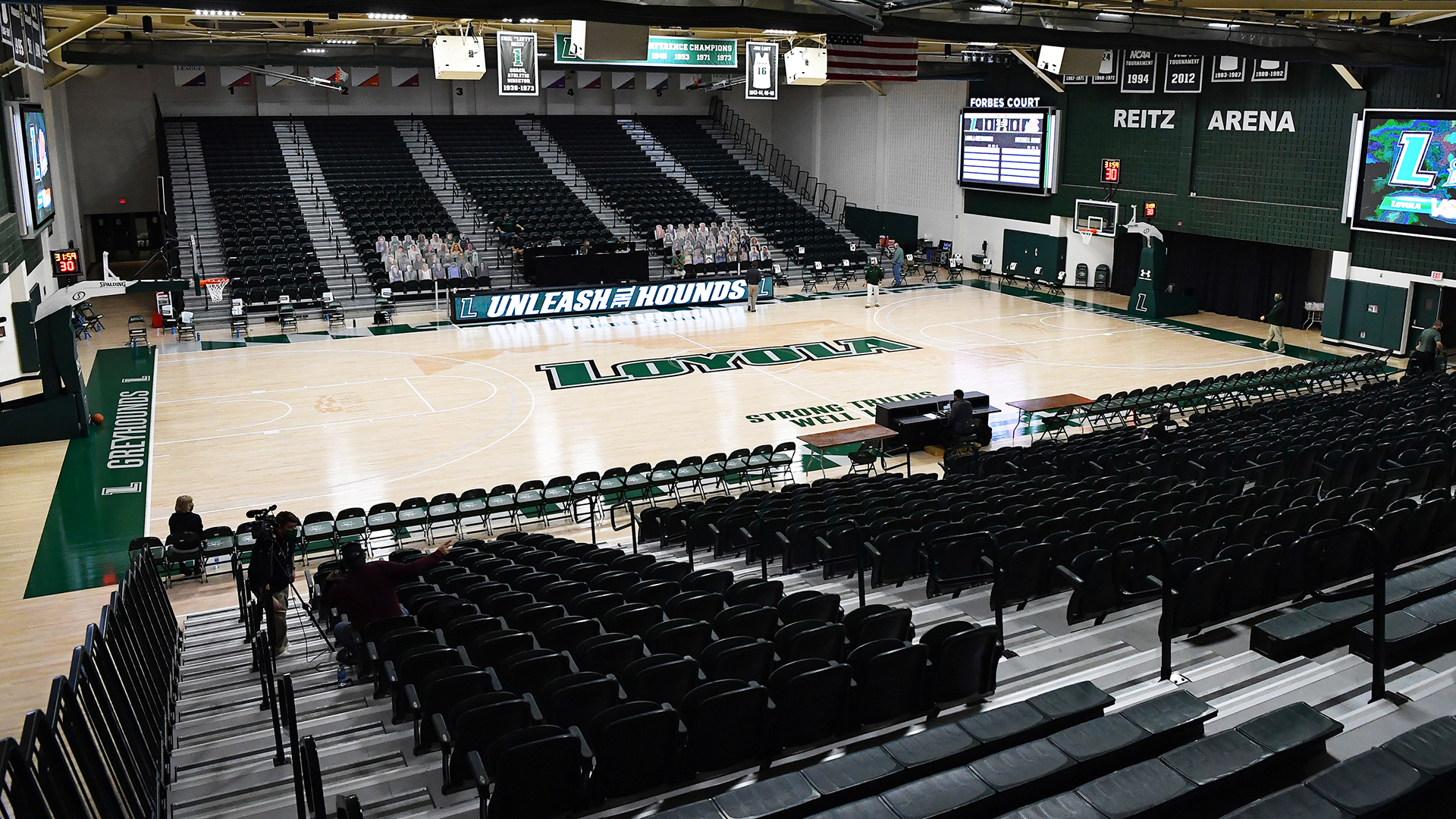 Women’s Basketball Releases 2021-22 Non-Conference Schedule - Loyola ...