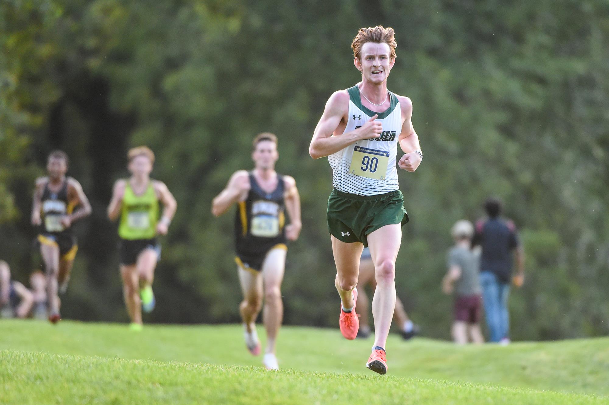 Four Top 10 Finishes Highlight Cross Country’s Start To Season - Loyola ...