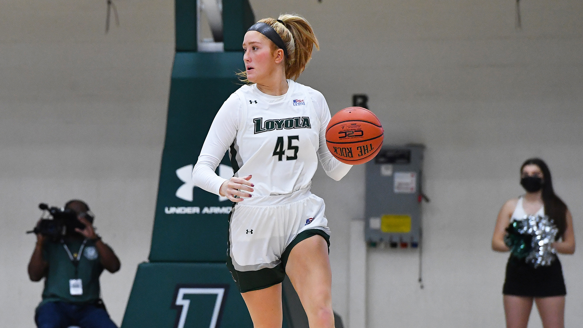 Therien Named Patriot League’s Top Rookie - Loyola University Maryland ...