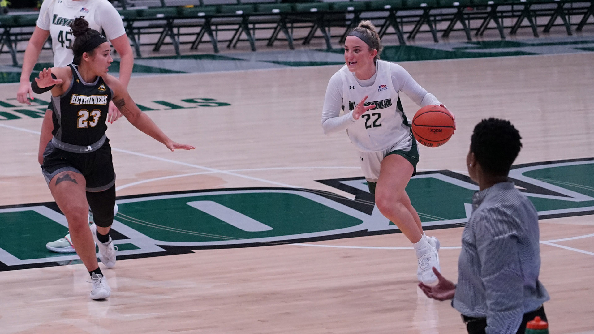 Bri Rozzi - Women's Basketball - Loyola University Maryland Athletics