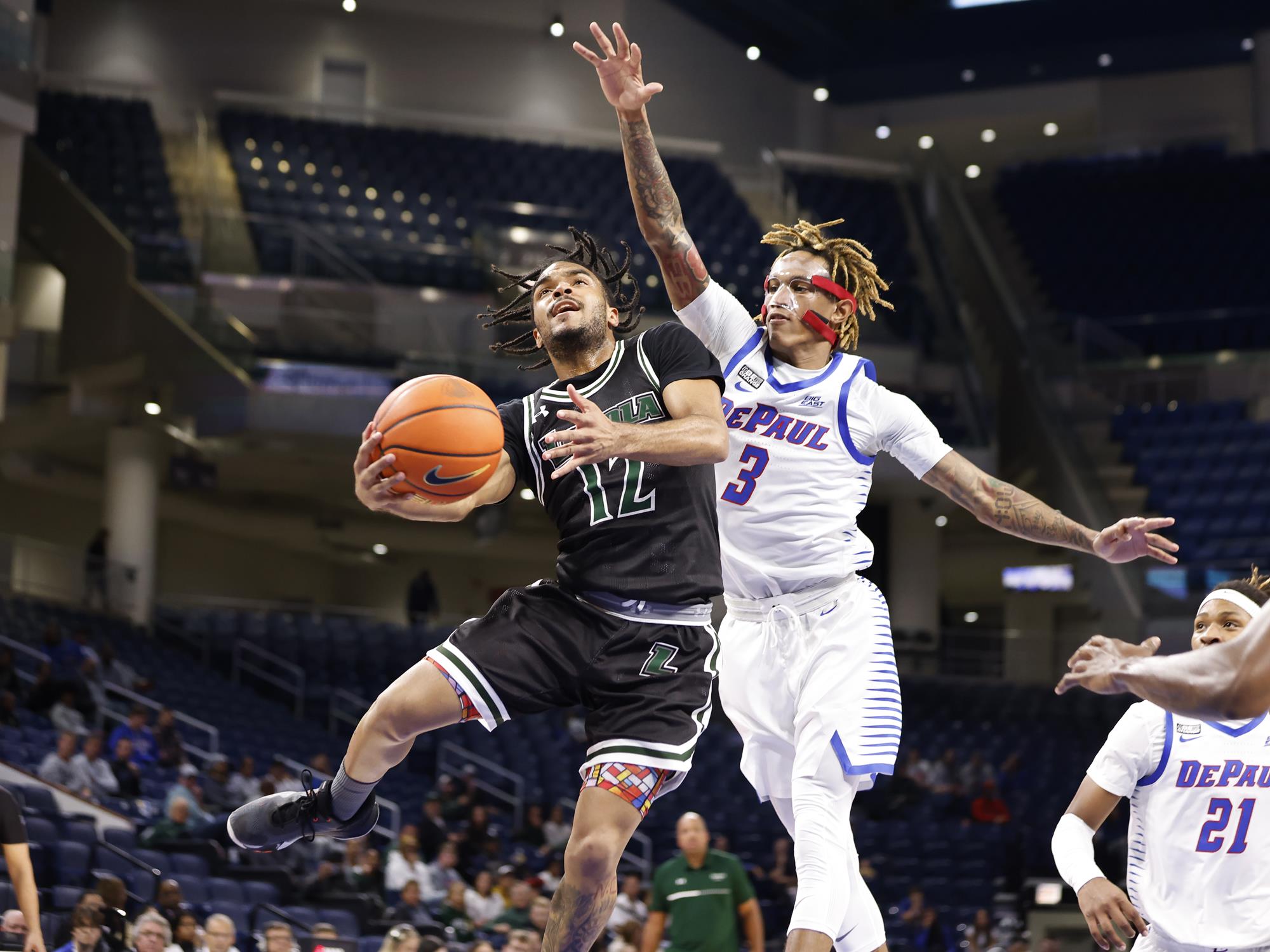 Perry’s Career-High 28 Points Keys Second-Half Comeback For Men’s Hoops ...