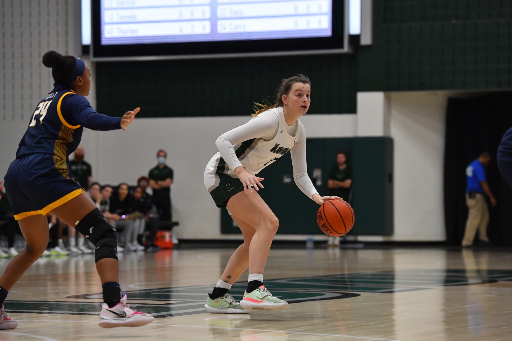 Emma Glezen - Women's Basketball - Loyola University Maryland Athletics