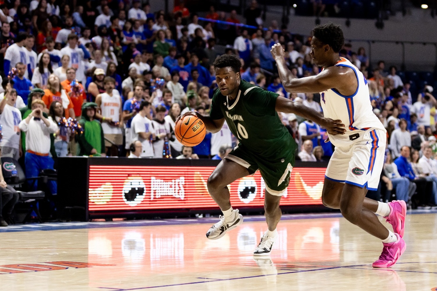 Early Stretch By Florida Carries Gators Past Men’s Basketball - Loyola ...