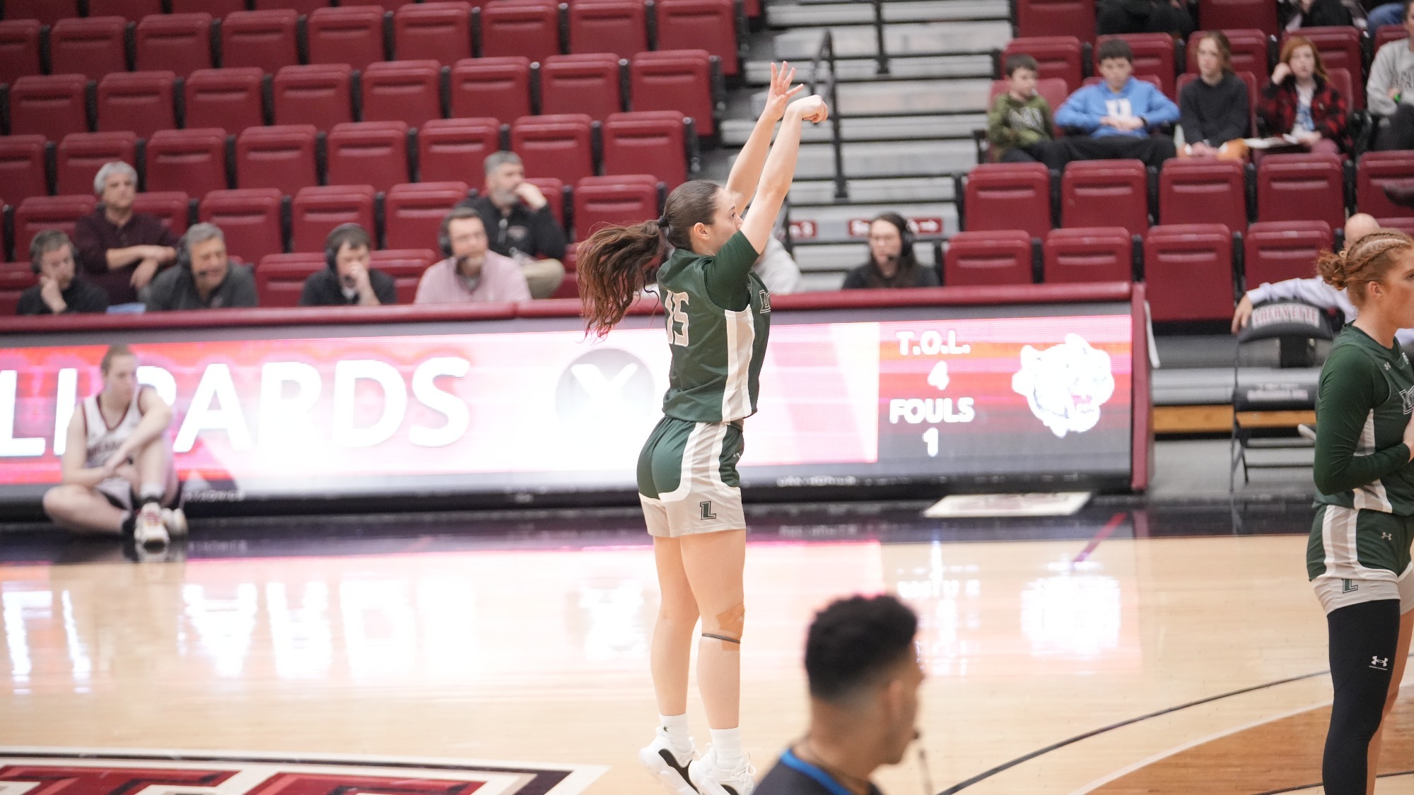 Career Days from Salmeron, Van-Otoo Lead Women's Hoops to Road Win Over Lafayette - Loyola ...