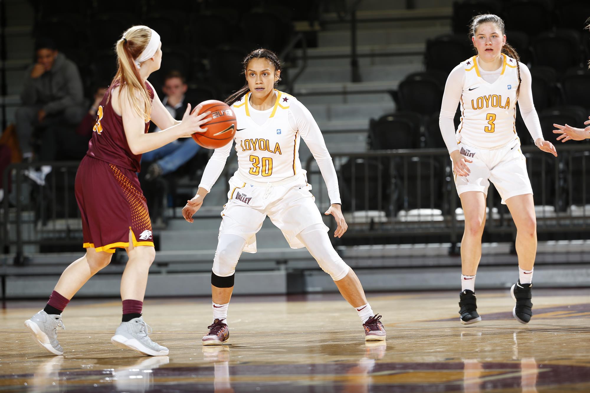 Jessica Cerda - Women's Basketball - Loyola University Chicago Athletics