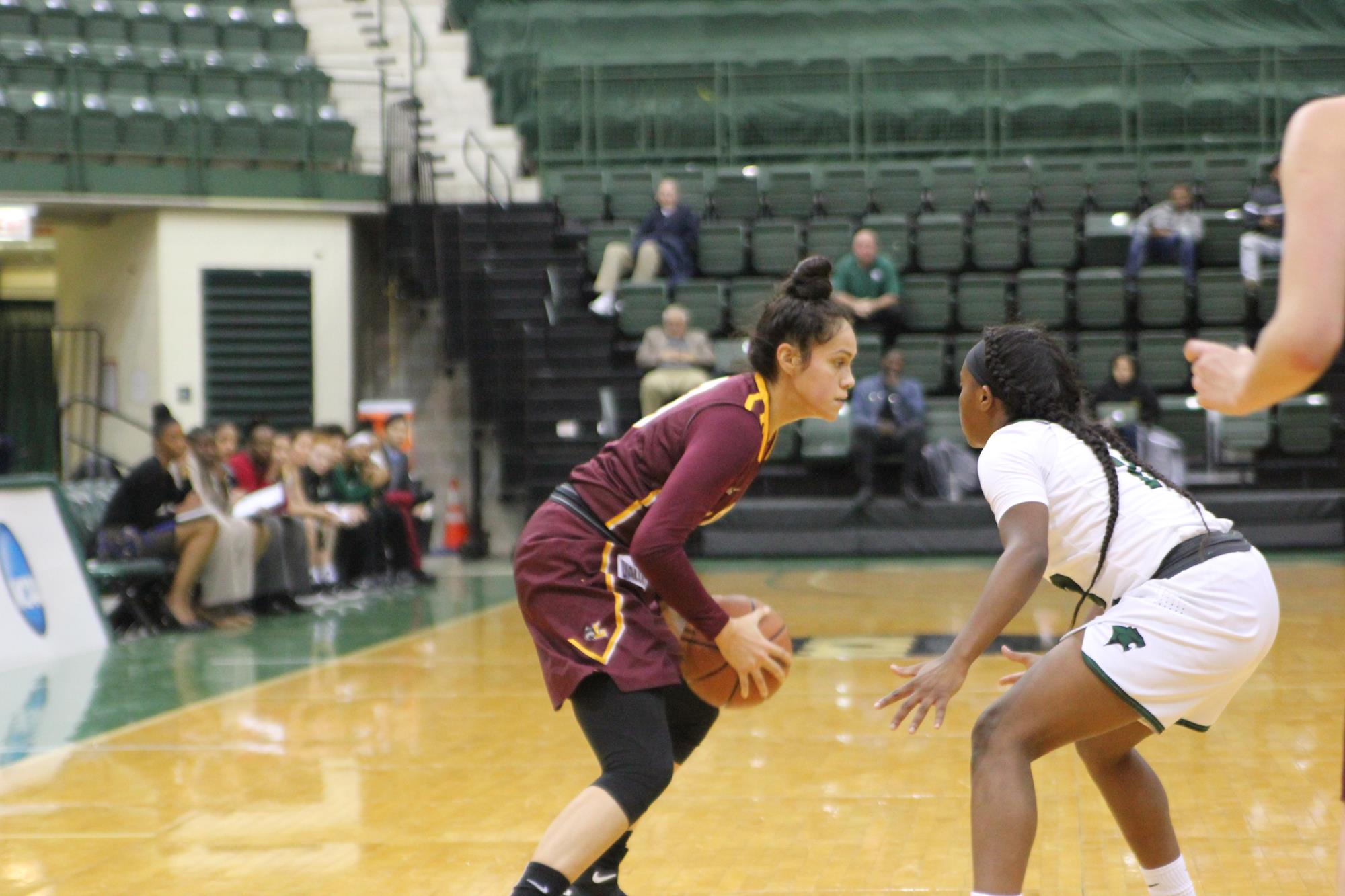 Jessica Cerda - Women's Basketball - Loyola University Chicago Athletics