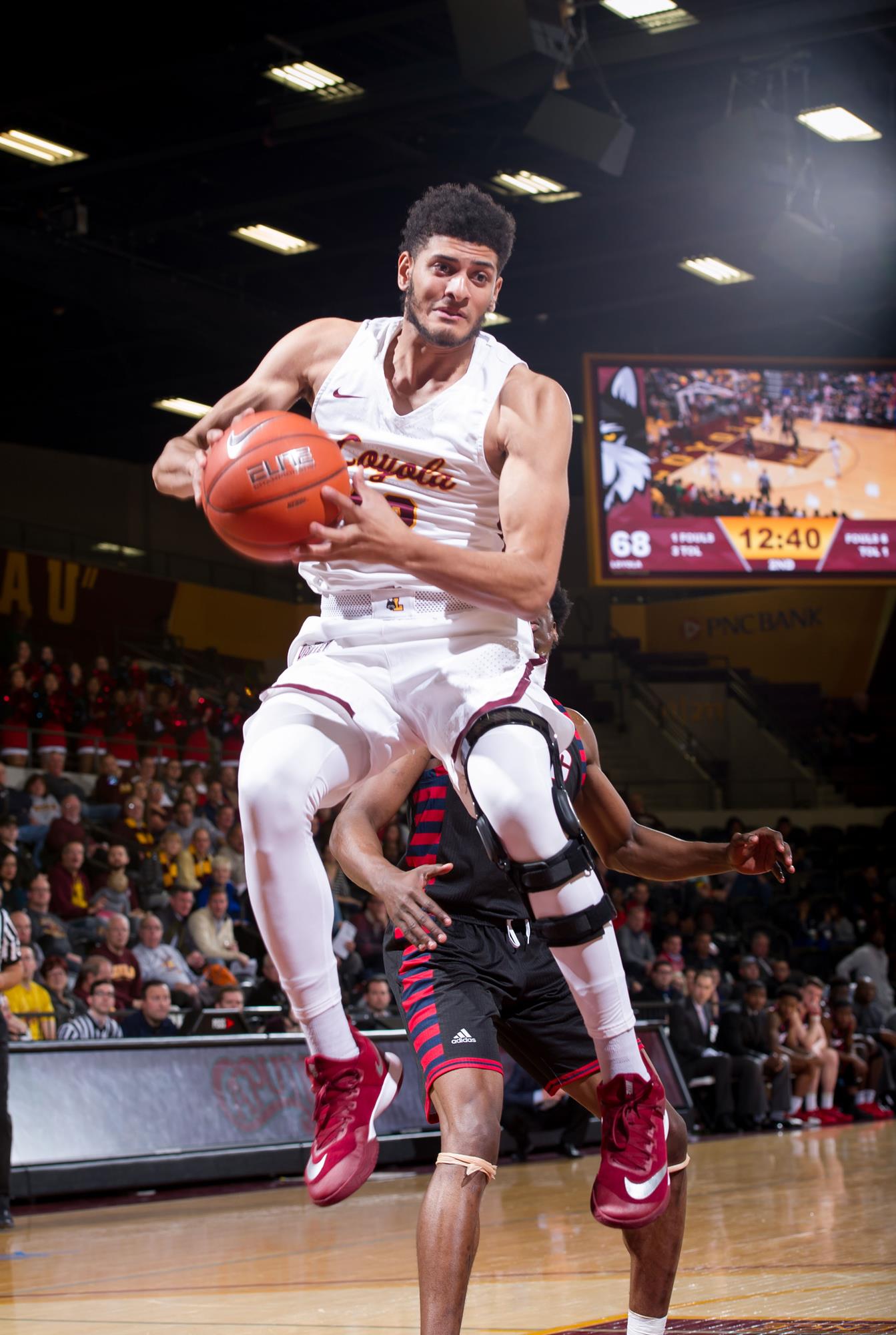 Christian Negron - Men's Basketball - Loyola University Chicago Athletics