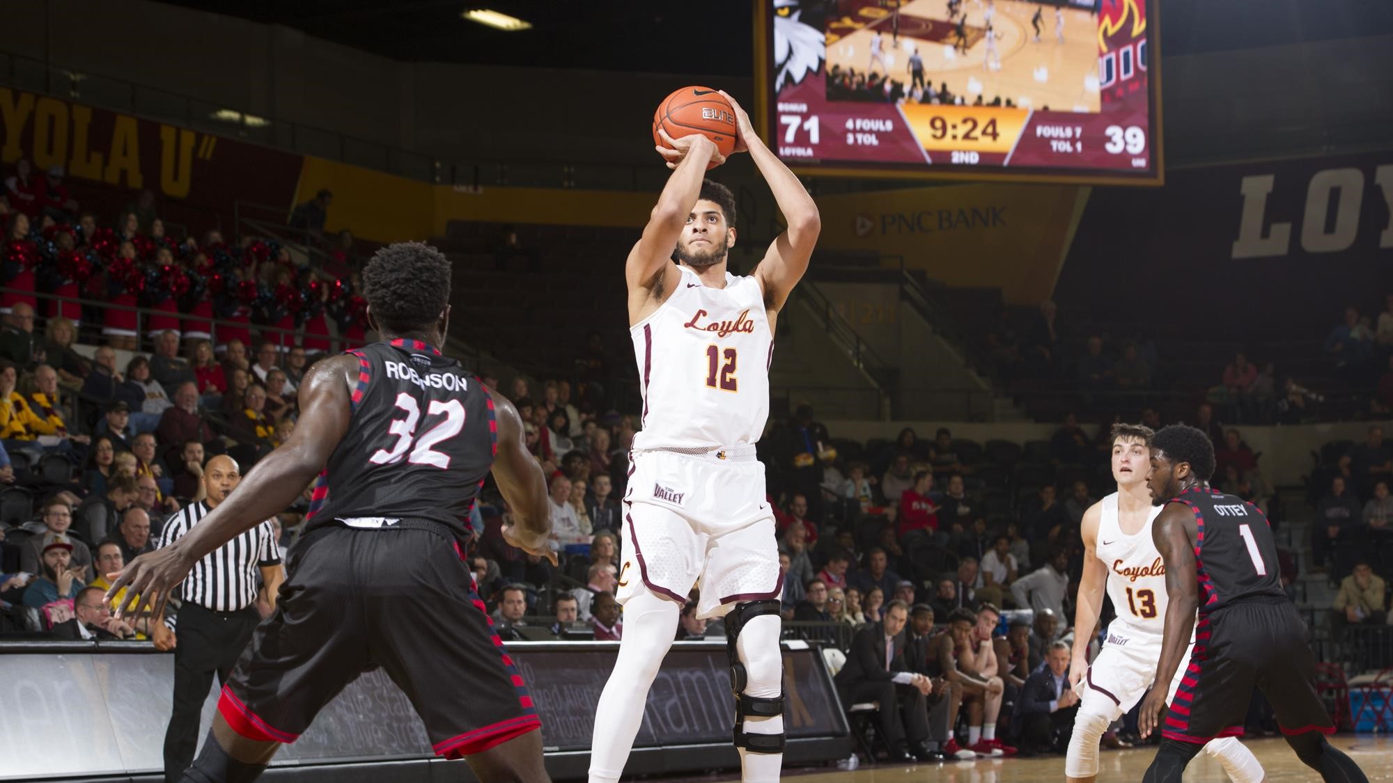 Christian Negron - Men's Basketball - Loyola University Chicago Athletics