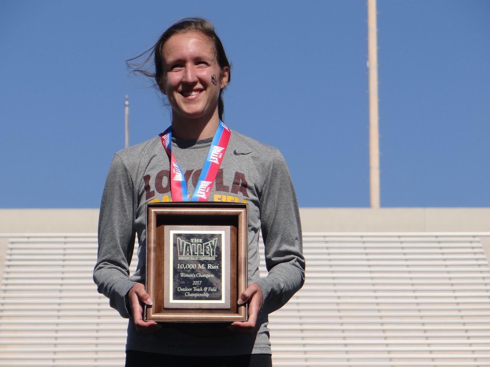 Emma Hatch - Track & Field - Loyola University Chicago Athletics