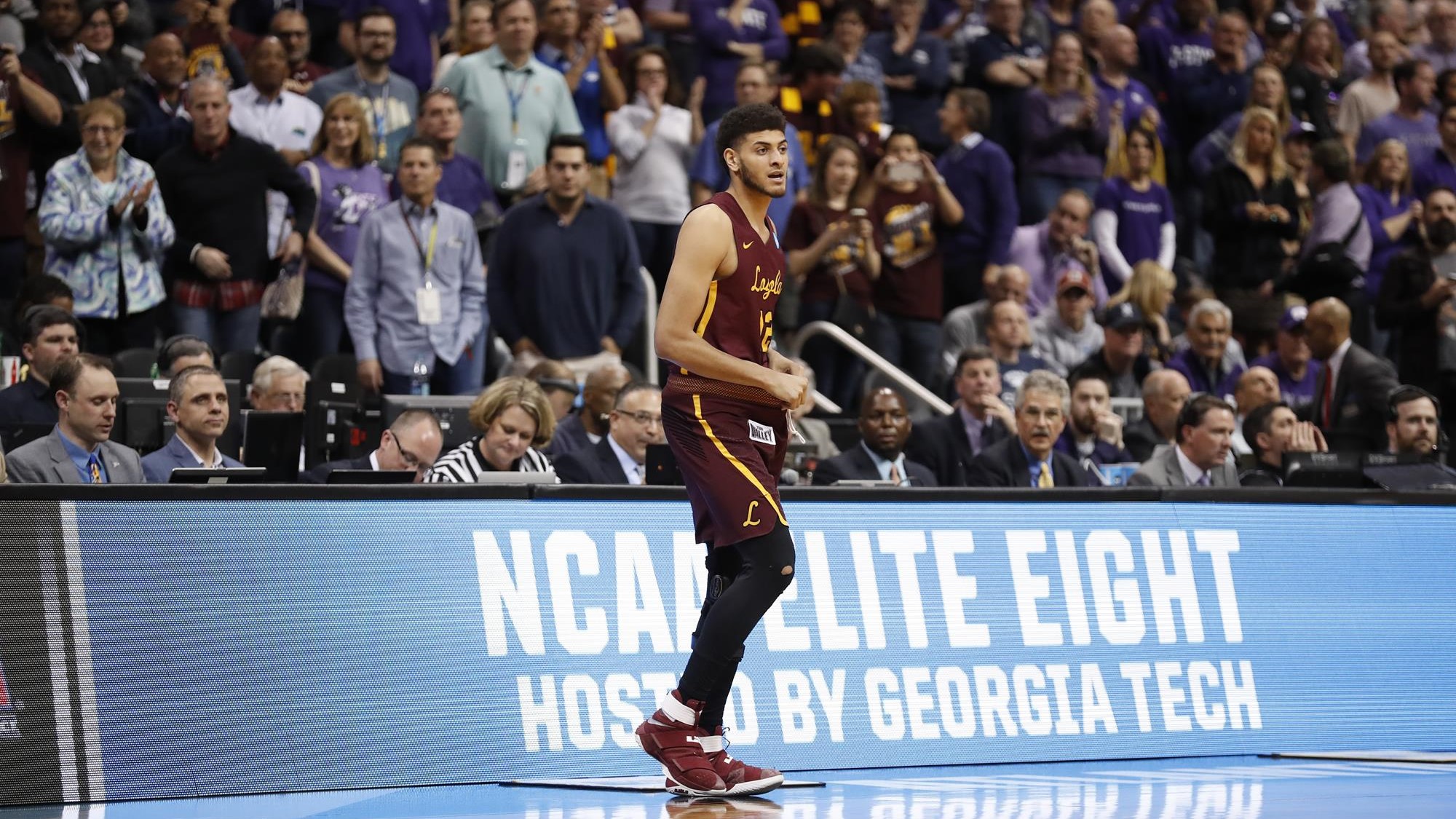 Christian Negron - Men's Basketball - Loyola University Chicago Athletics