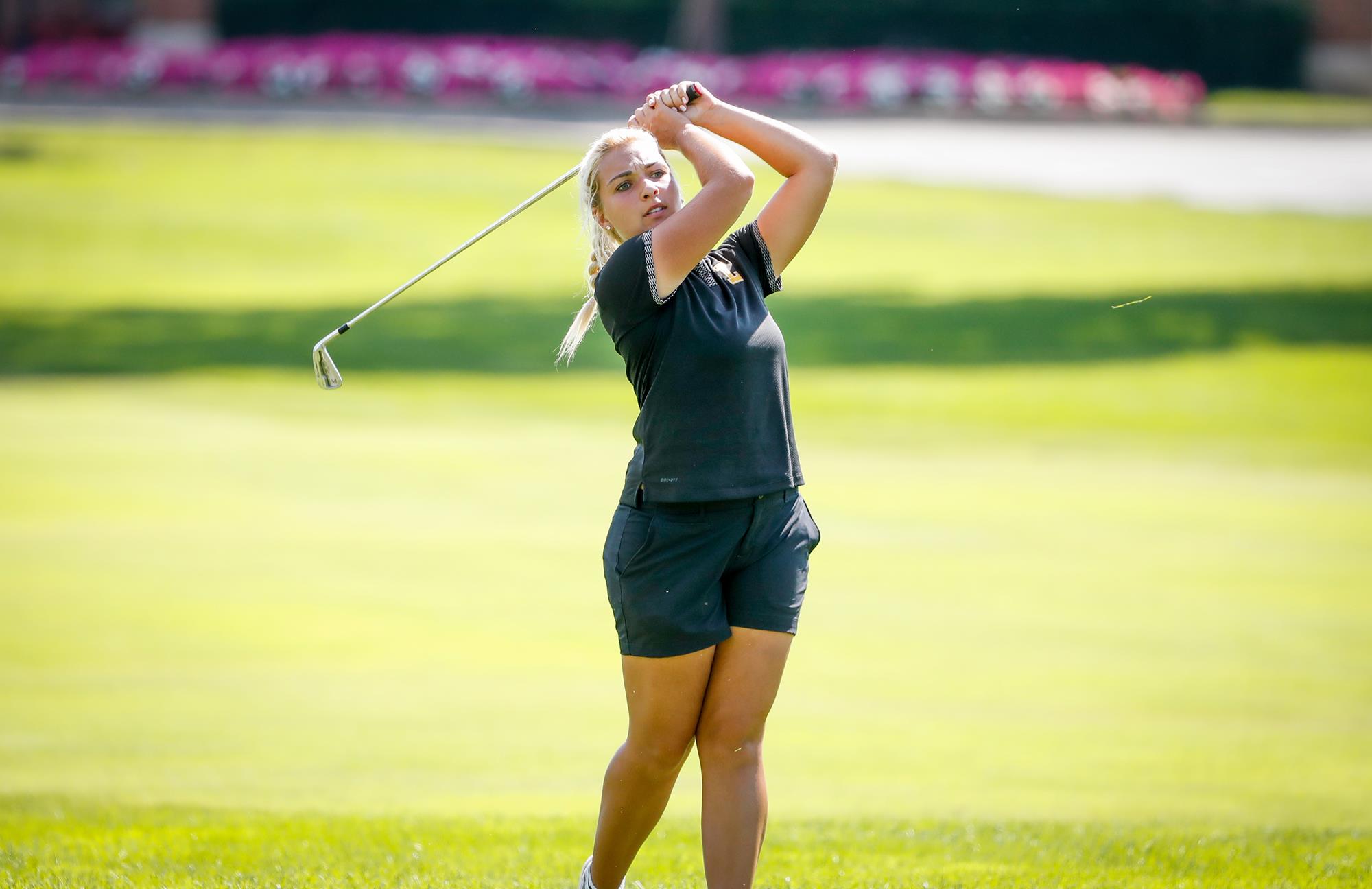Elayna Bowser - Women's Golf - Loyola University Chicago Athletics