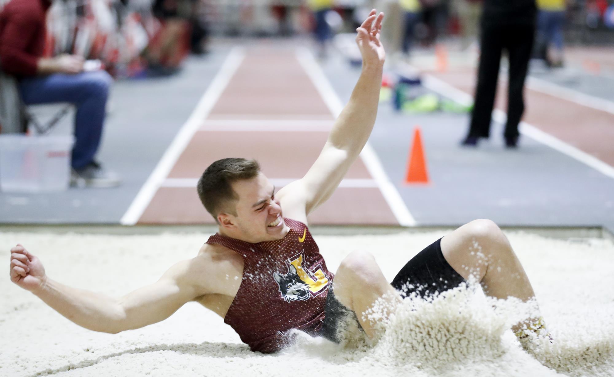 Eric Burns - Track & Field - Loyola University Chicago Athletics