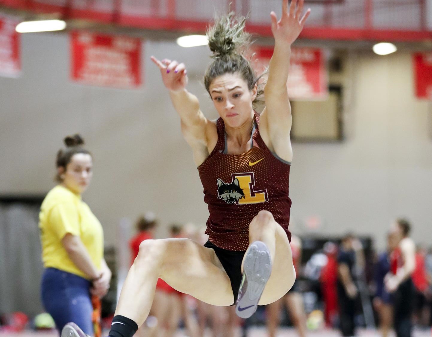 Mackenzie Arnold - Track & Field - Loyola University Chicago Athletics