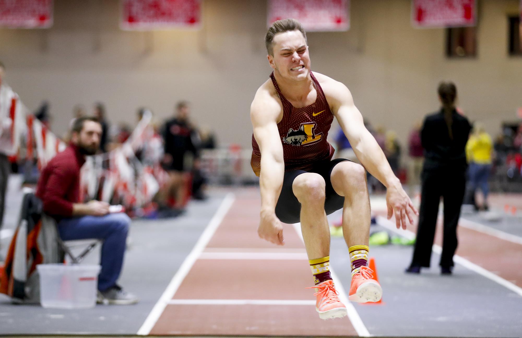 Eric Burns - Track & Field - Loyola University Chicago Athletics