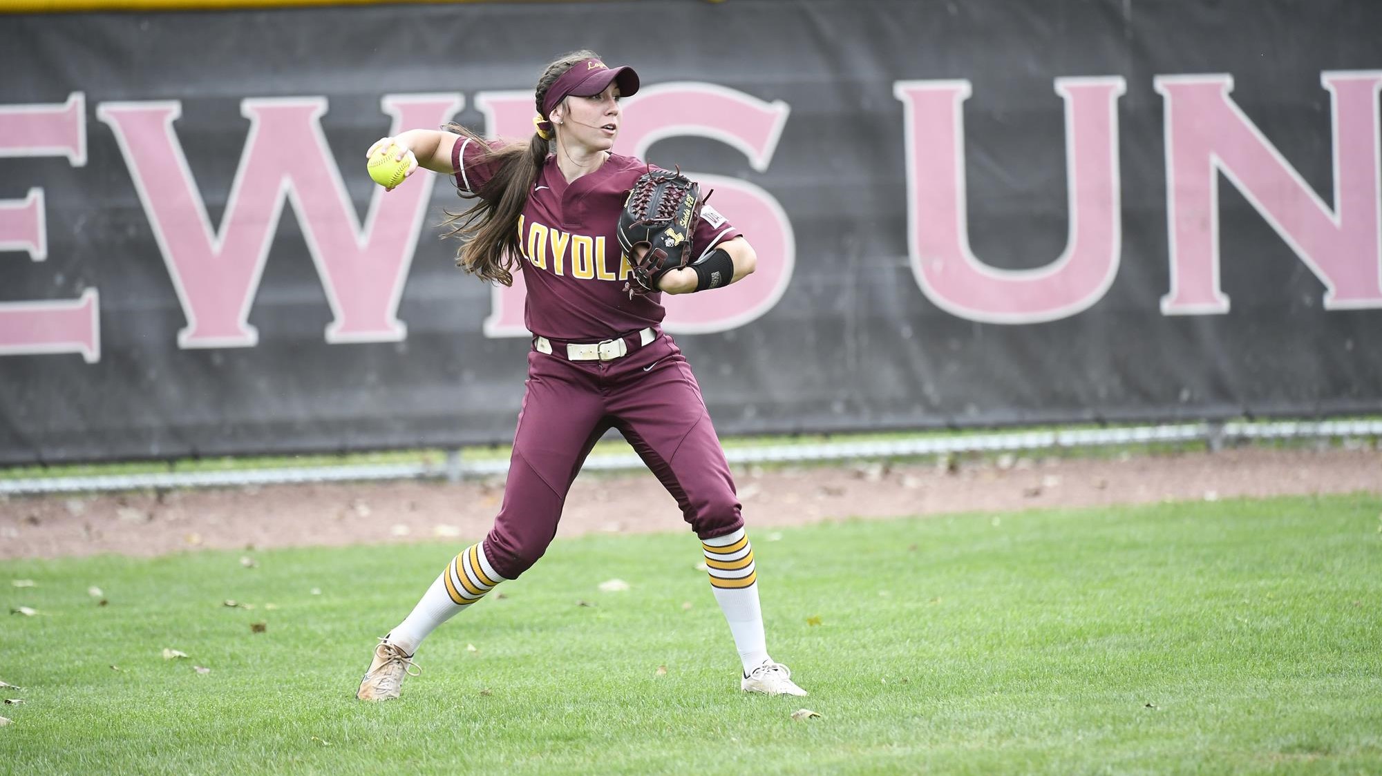 Jessica Shields - Softball - Loyola University Chicago Athletics