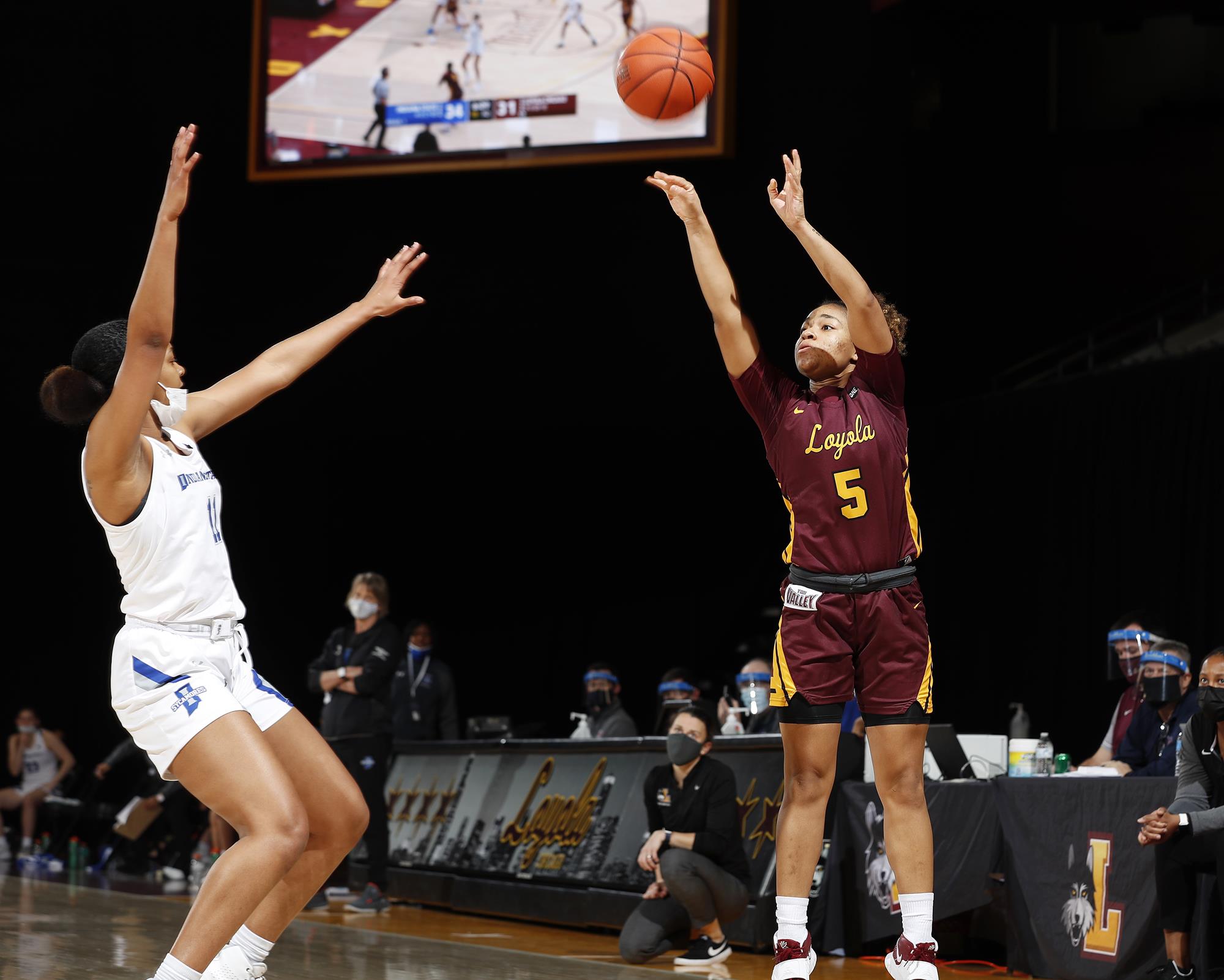 Kaylen Evans - Women's Basketball - Loyola University Chicago Athletics