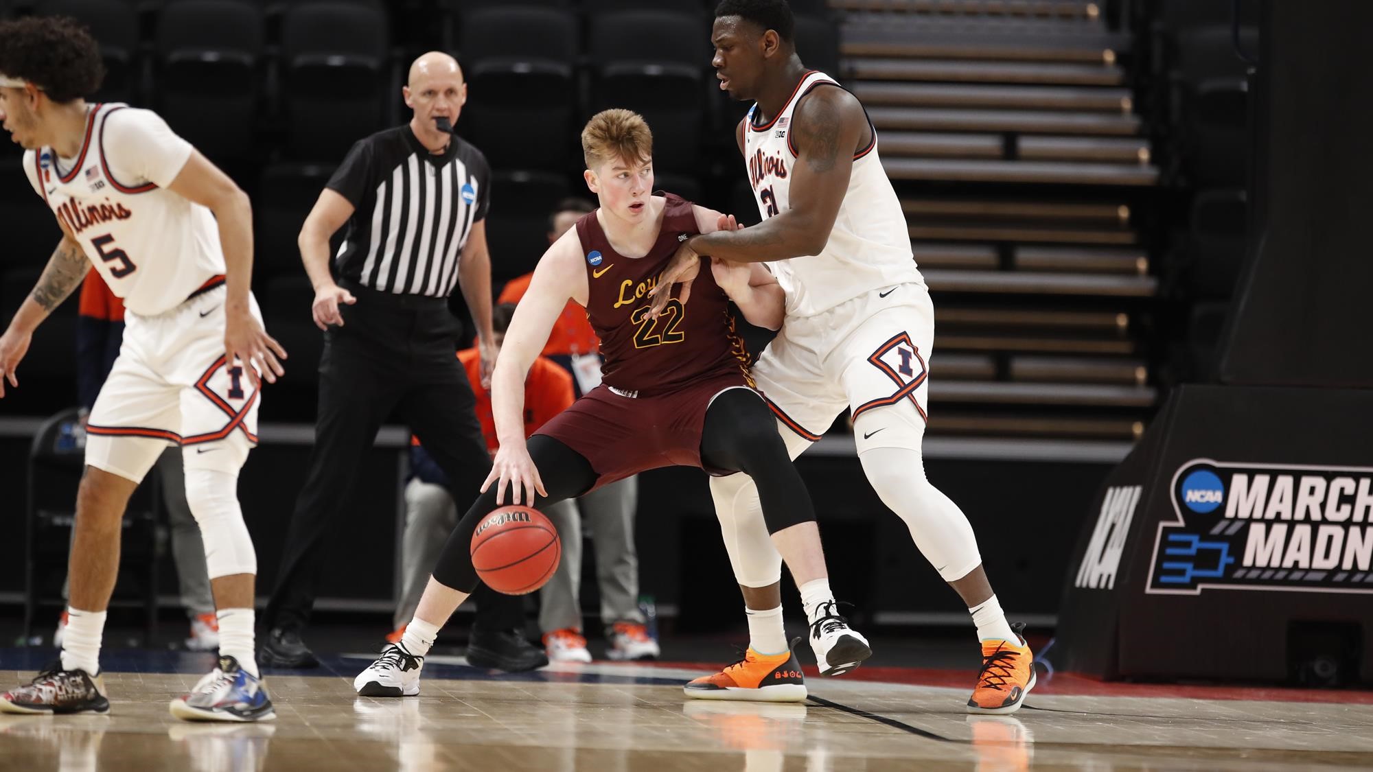 Jacob Hutson - Men's Basketball - Loyola University Chicago Athletics