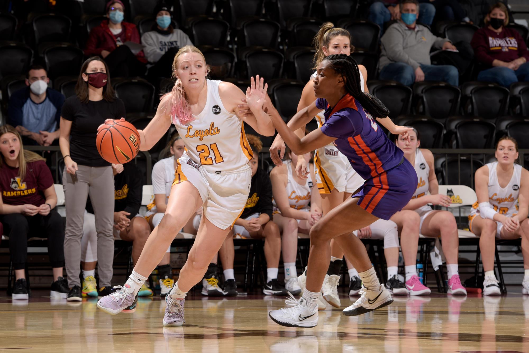 Allison Day - Women's Basketball - Loyola University Chicago Athletics