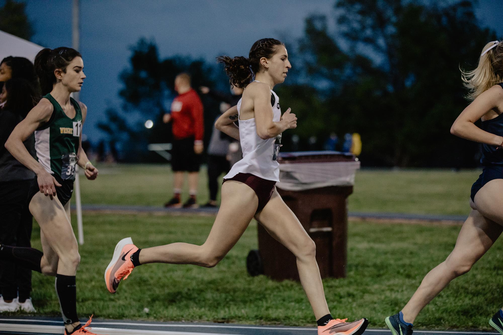 Kathleen Simms - Track & Field - Loyola University Chicago Athletics