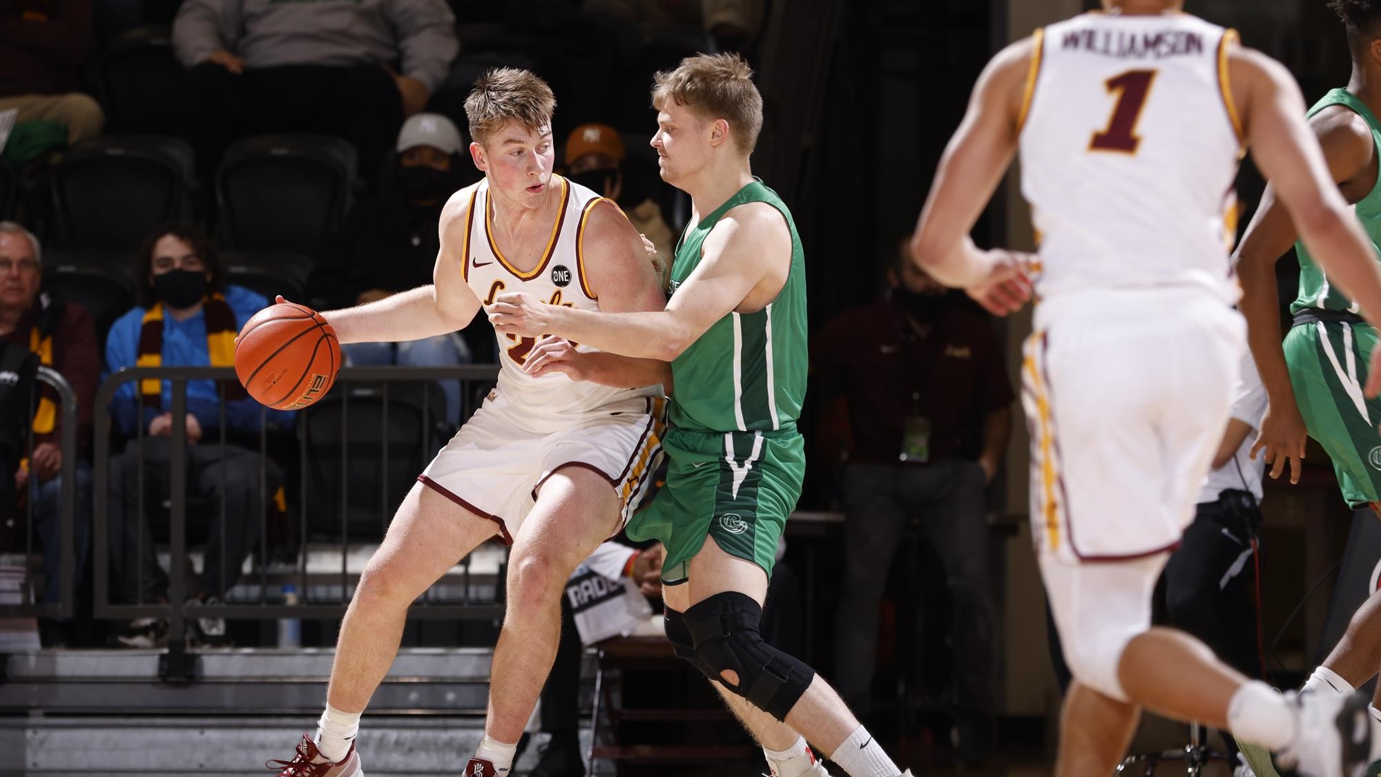 Jacob Hutson - Men's Basketball - Loyola University Chicago Athletics