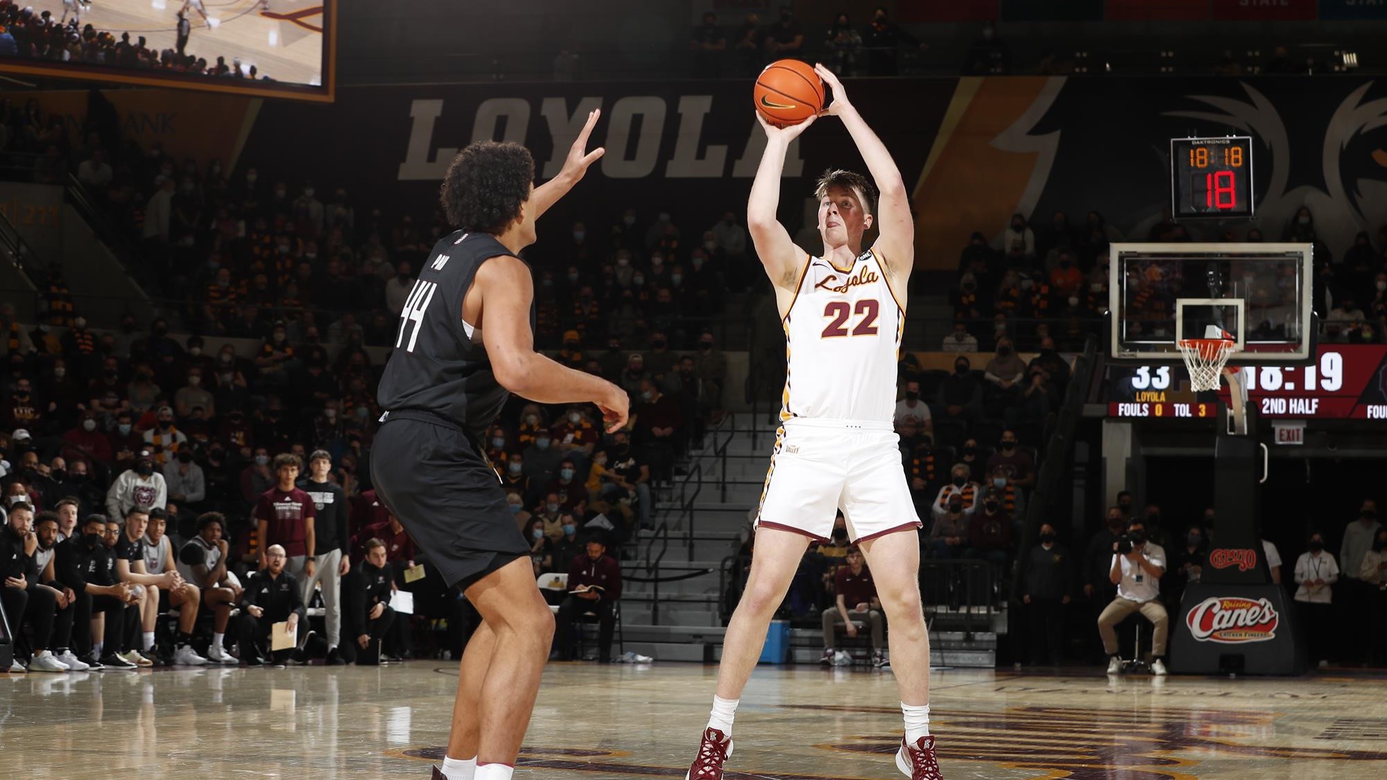 Jacob Hutson - Men's Basketball - Loyola University Chicago Athletics