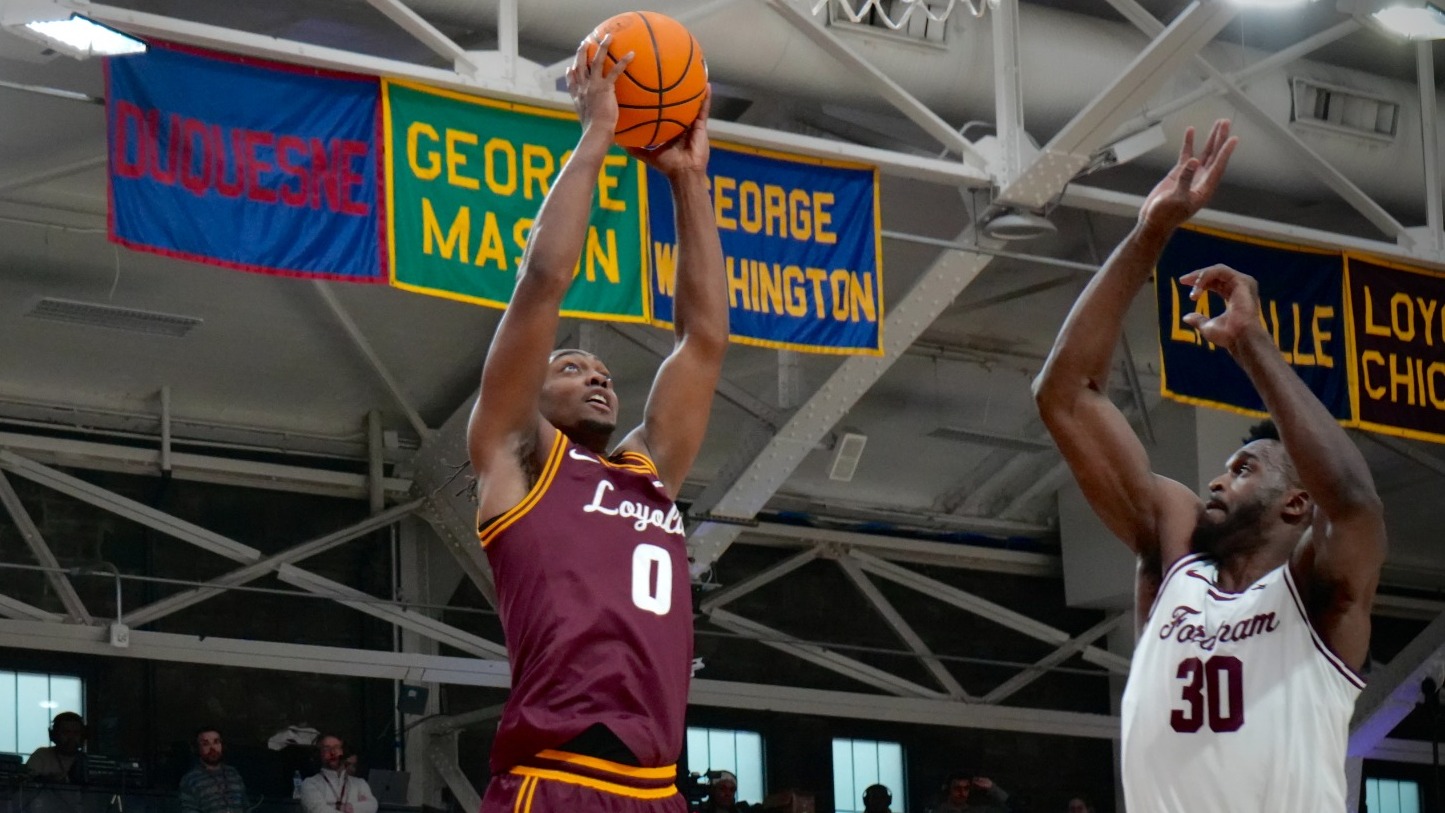 Des Watson - Men's Basketball - Loyola University Chicago Athletics