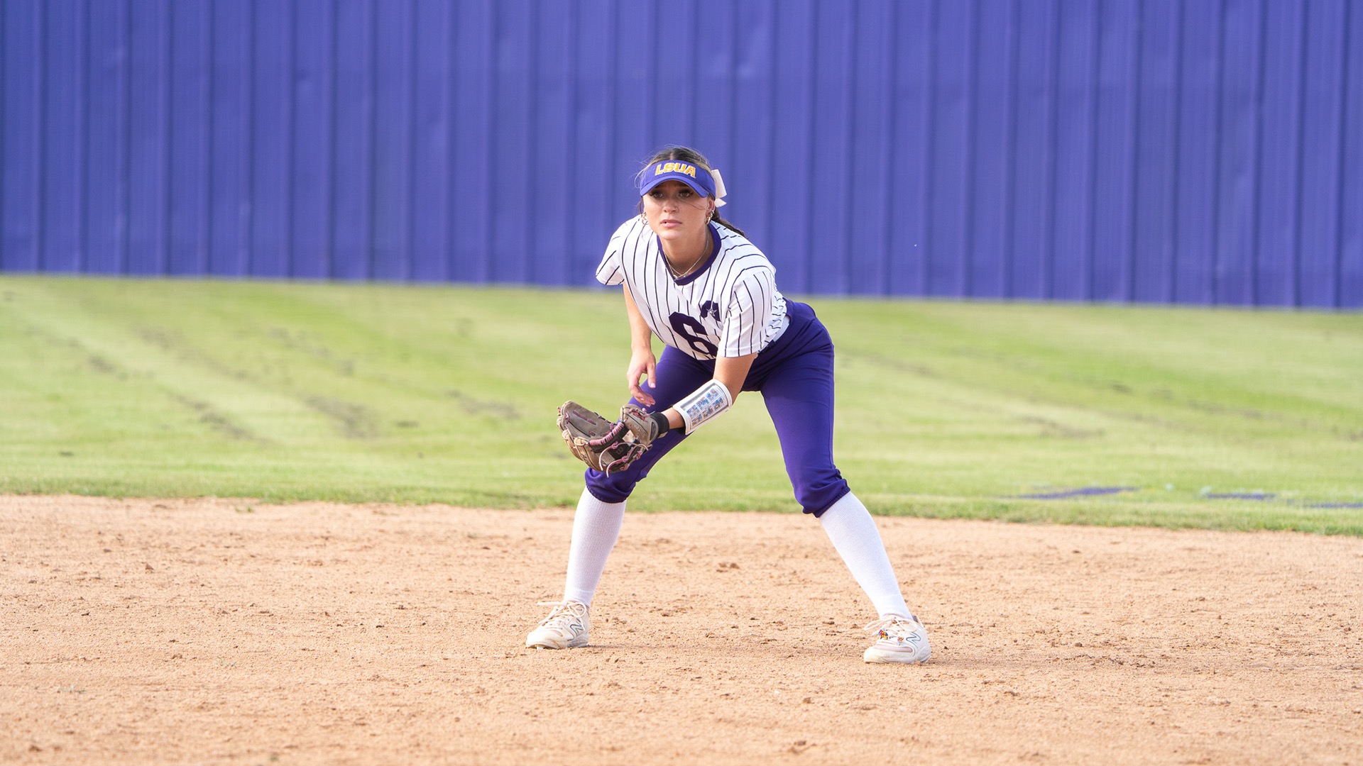 Softball Sweeps Steers - Louisiana State University at Alexandria